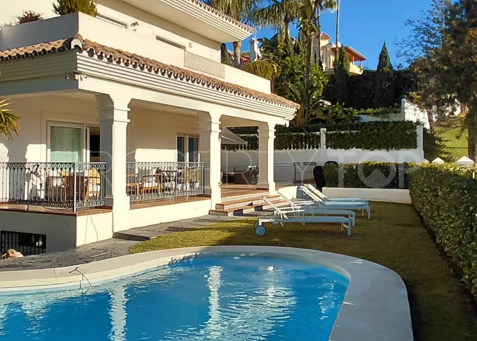 Villa in Guadalmina Alta | 4BR, 4BA, 343m², 554m² plot, €2.3M