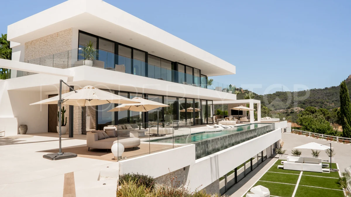 Villa in Monte Mayor | 4BR, 8BA, 872m², 2.068m² plot, €8.0M