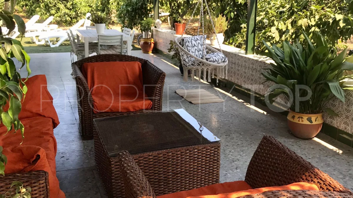 Casa de Campo en El Velerin | 2DR, 1BA, 200m², 5.400m² parcela, €380k