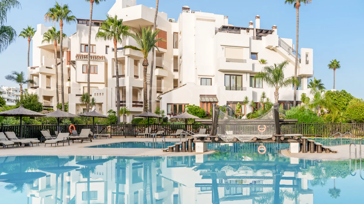 Apartamento en Bahía del Velerín | 3DR, 2BA, 120m², €2,0M