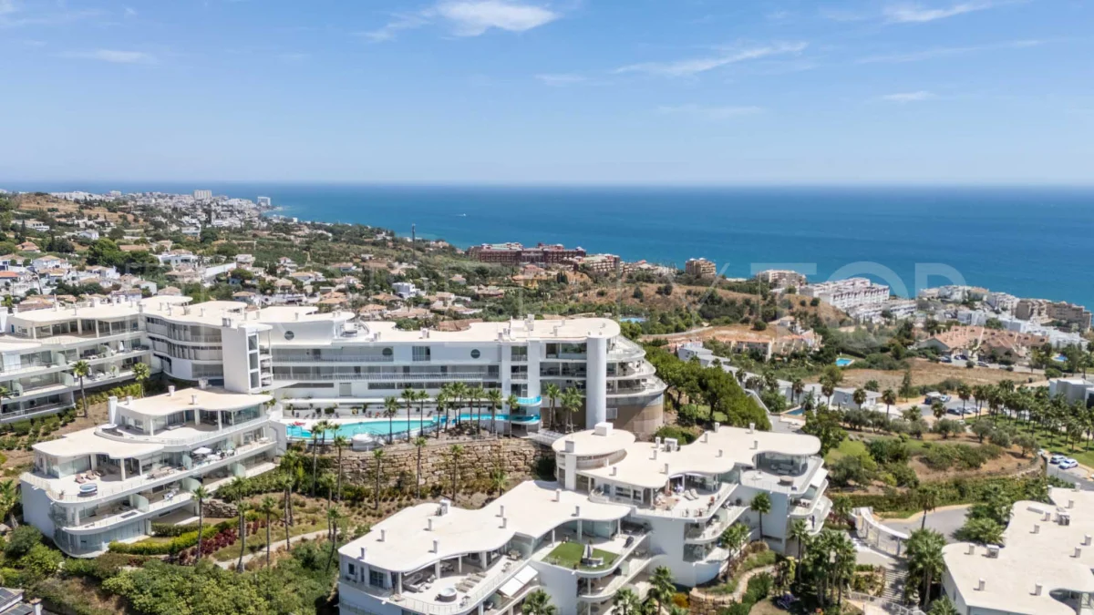Ático en Reserva del Higuerón | 3DR, 3BA, 300m², €1,1M