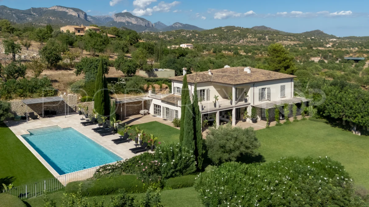 Villas with private pool for sale in Santa Maria del Cami
