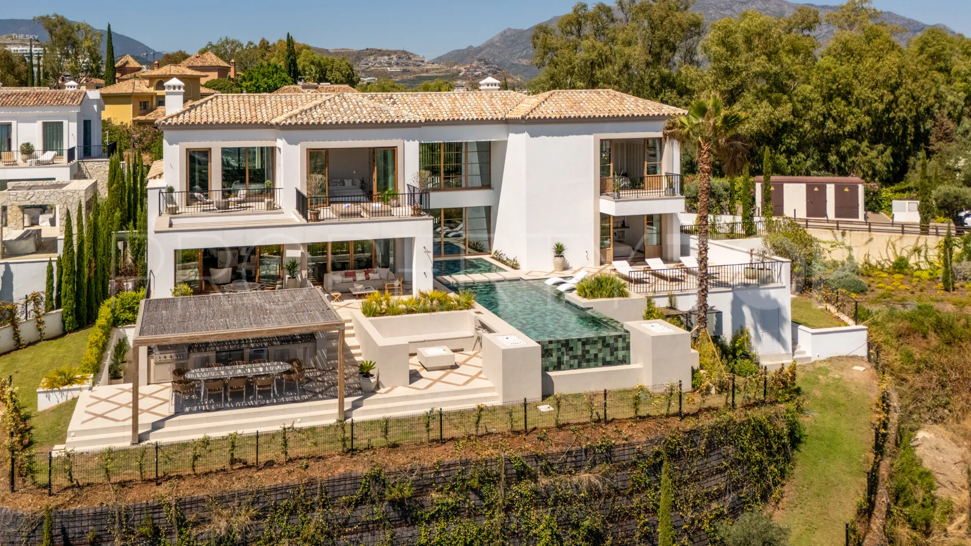 Villa in The Hills | 5BR, 8BA, 862m², 1.207m² plot, €8.8M