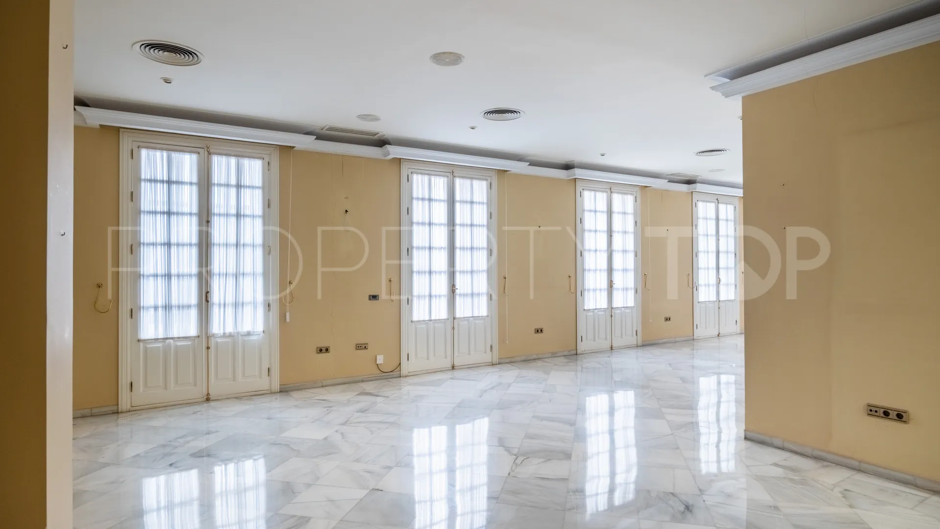 Edificio singular en Centro | 705m², €3,0M