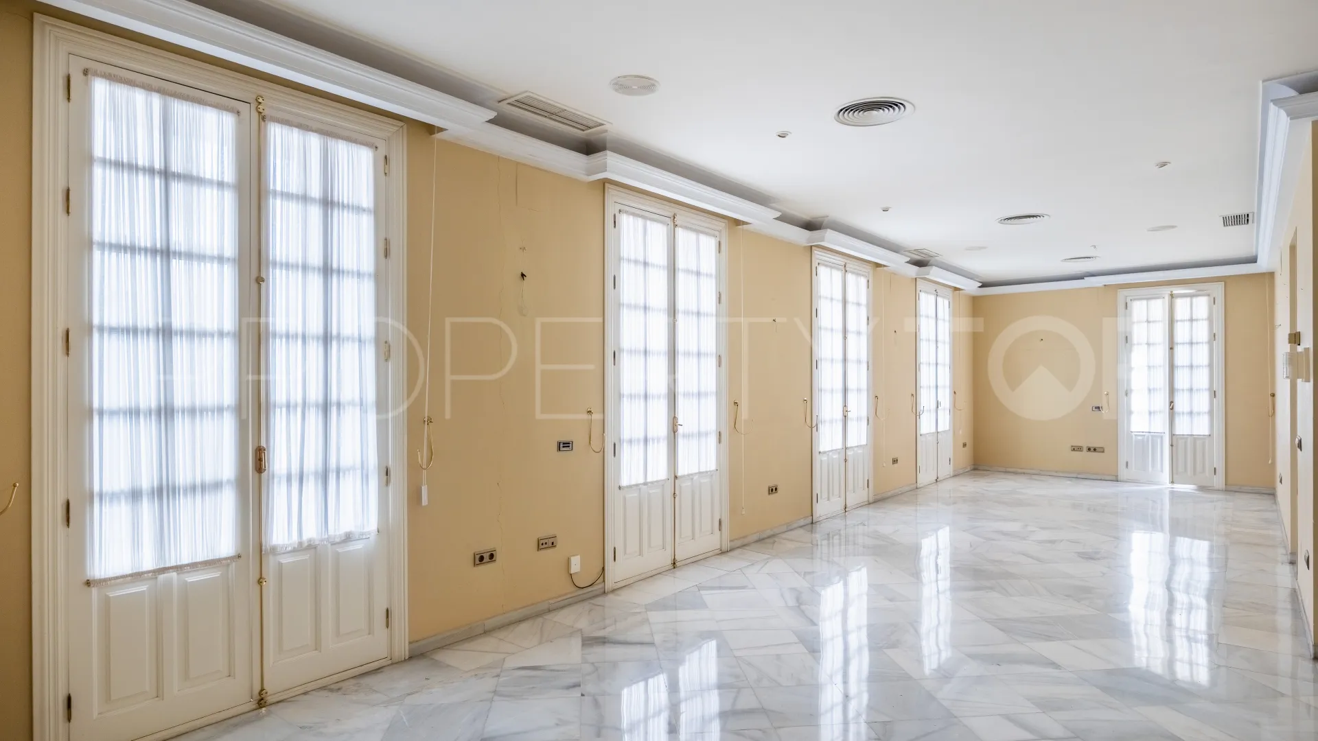 Edificio singular en Centro | 705m², €3,0M