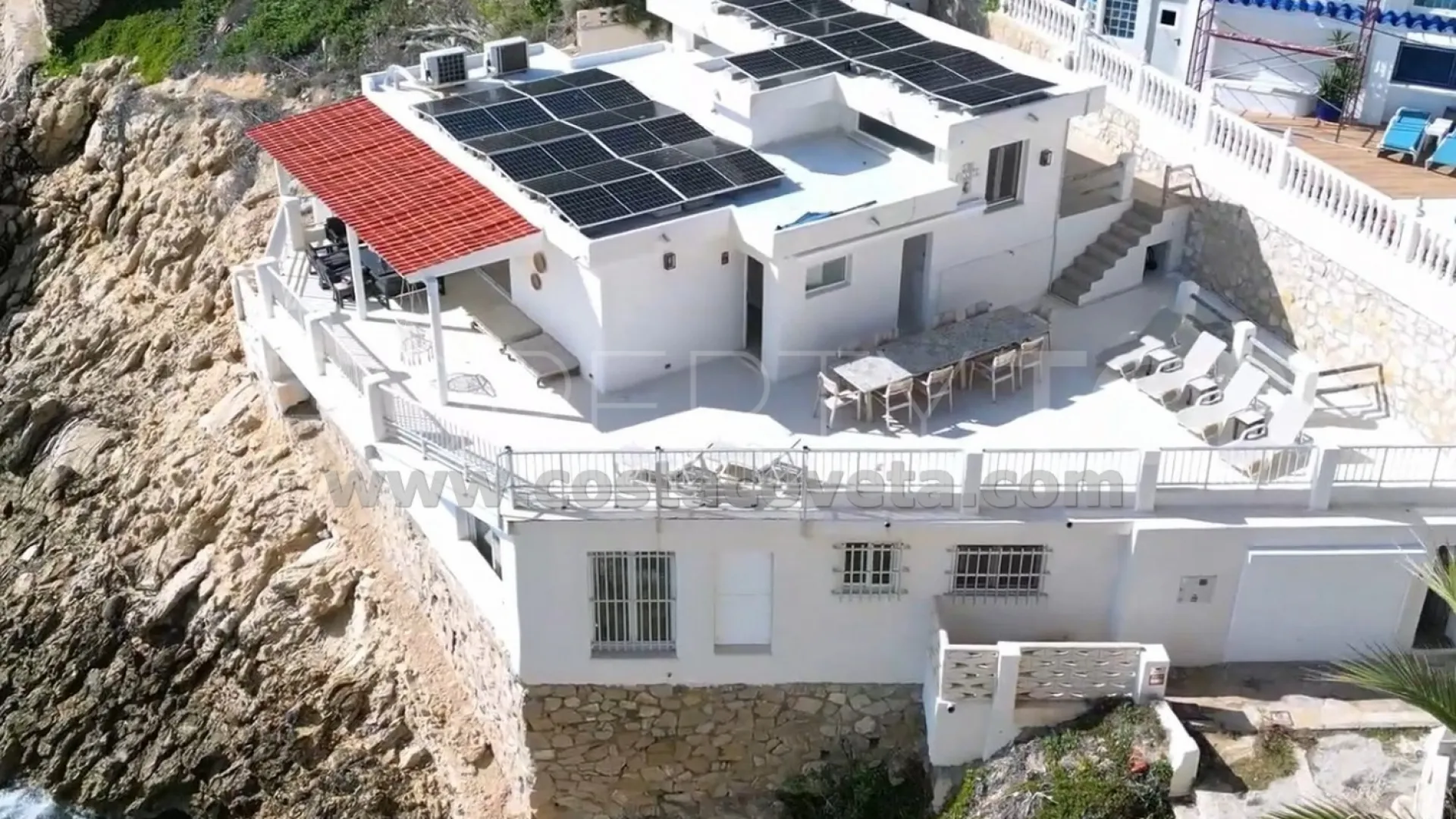 House in Coveta Fuma | 5BR, 4BA, 225m², 255m² plot, €1,000k