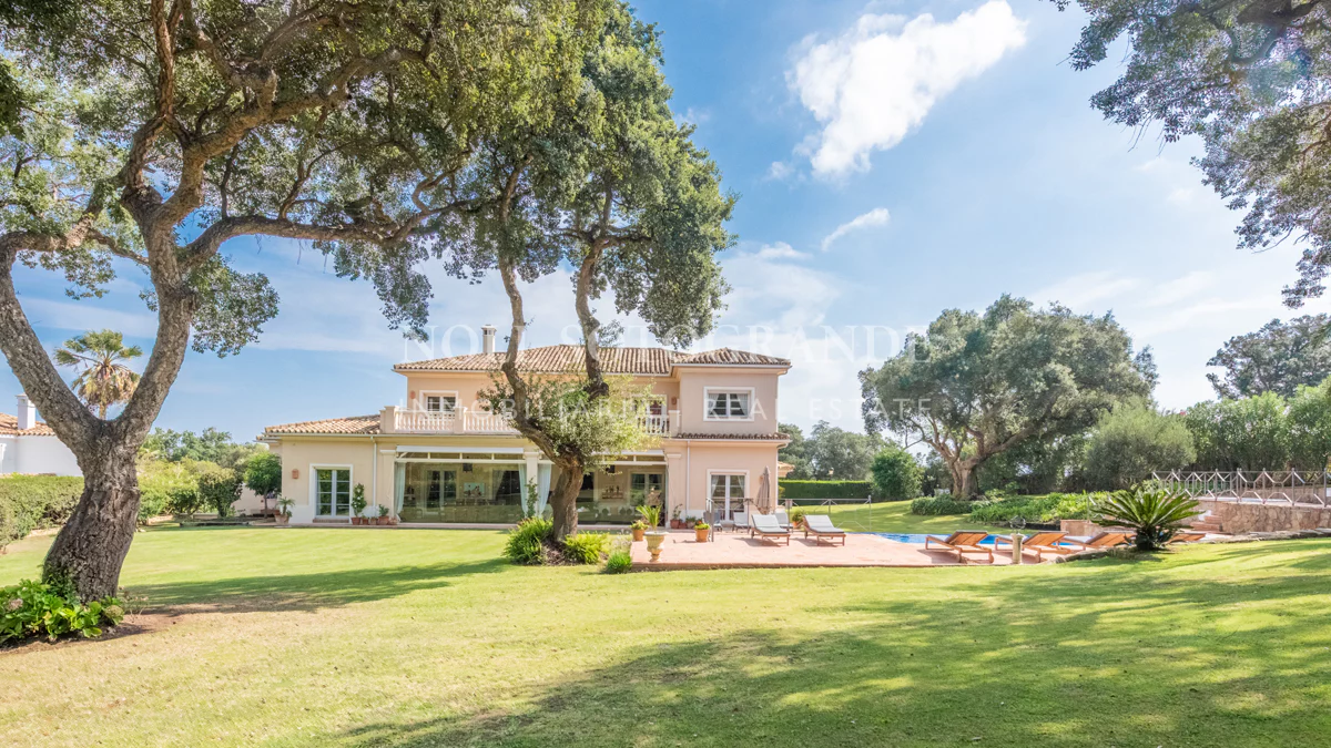 Traditional properties for sale in San Roque Club | Noll Sotogrande
