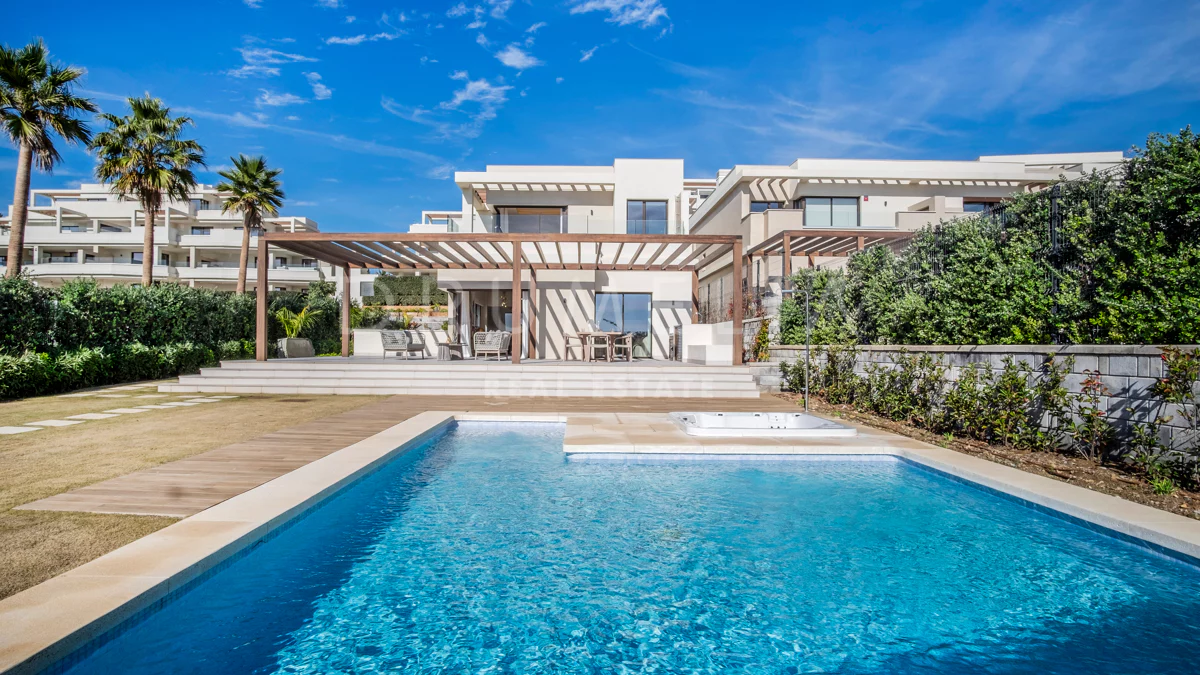 Frontline beach property for sale in Velaya, Estepona East