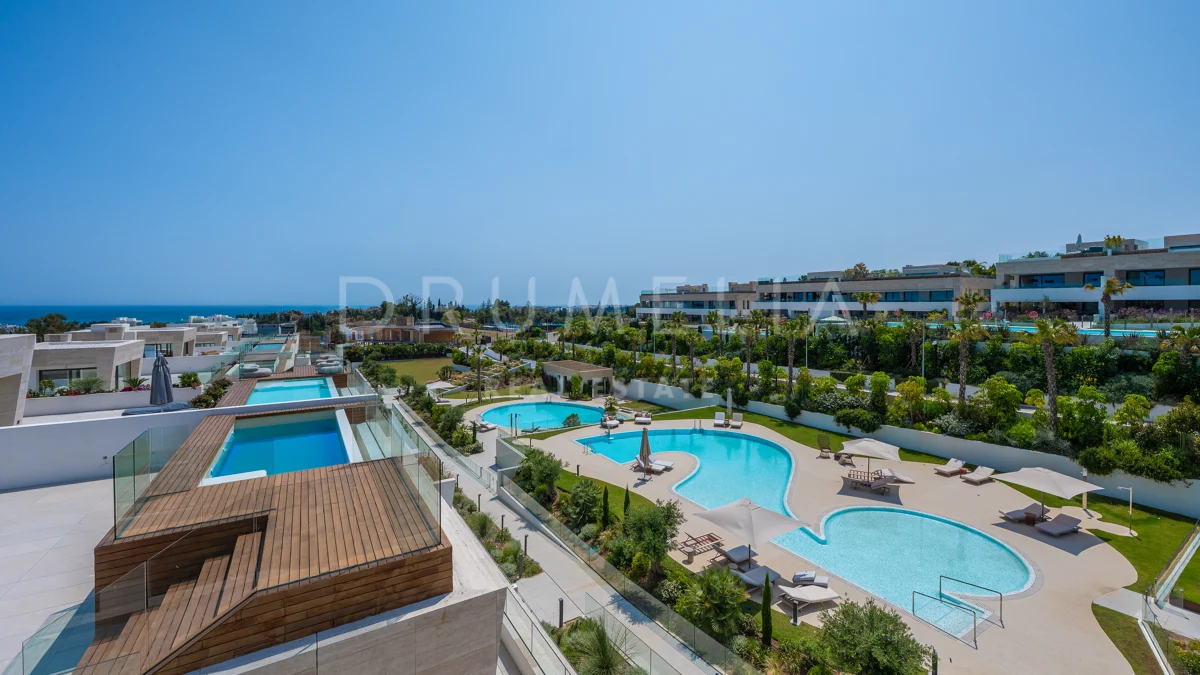 Modern Penthouse for sale in Marbella Golden Mile
