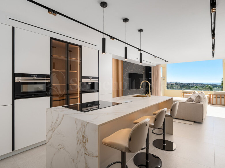 Ground Floor Apartment for sale in La Rinconada, Nueva Andalucia - € ...