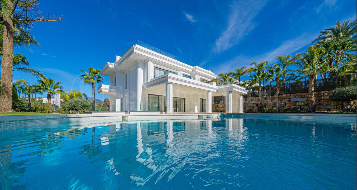 Villa for sale in Las Lomas de Marbella, Marbella Golden Mile - € ...