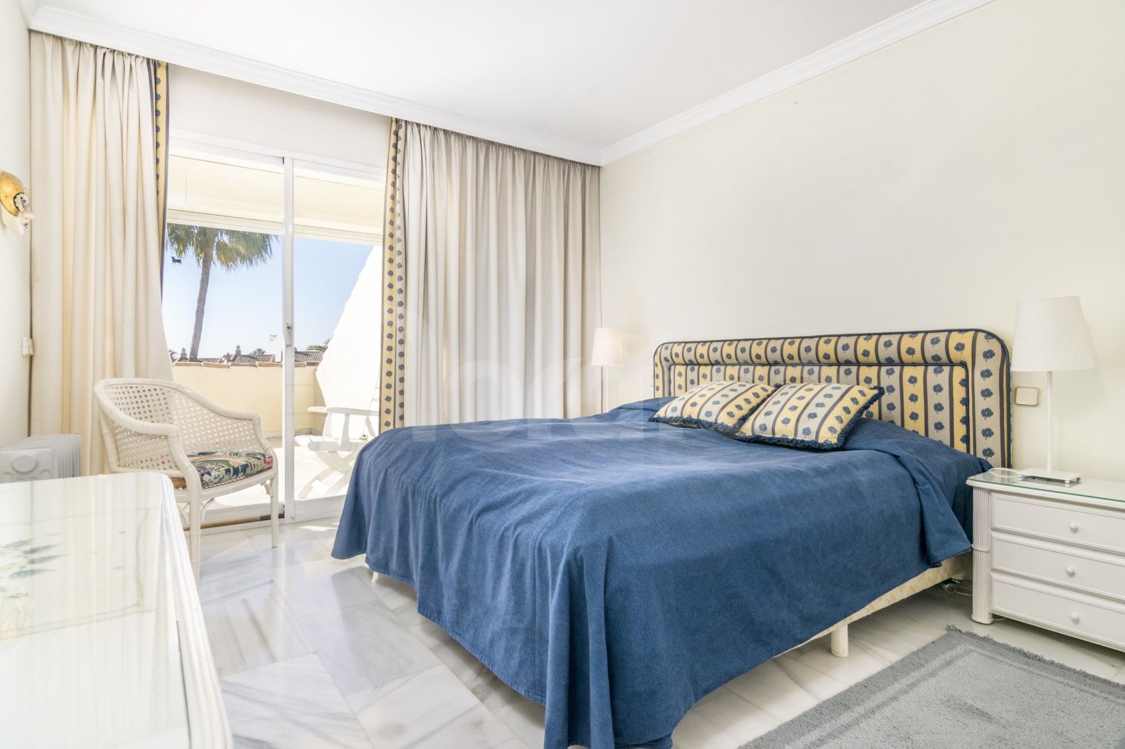 Townhouses for sale in Los Altos de Aloha • Nordica Marbella