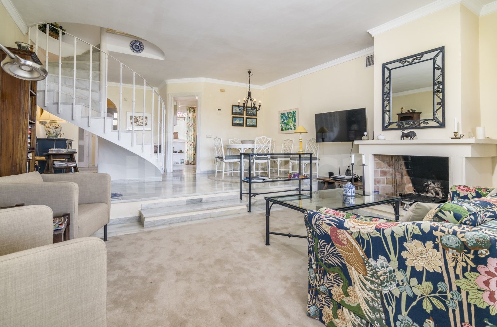 Townhouses for sale in Los Altos de Aloha • Nordica Marbella