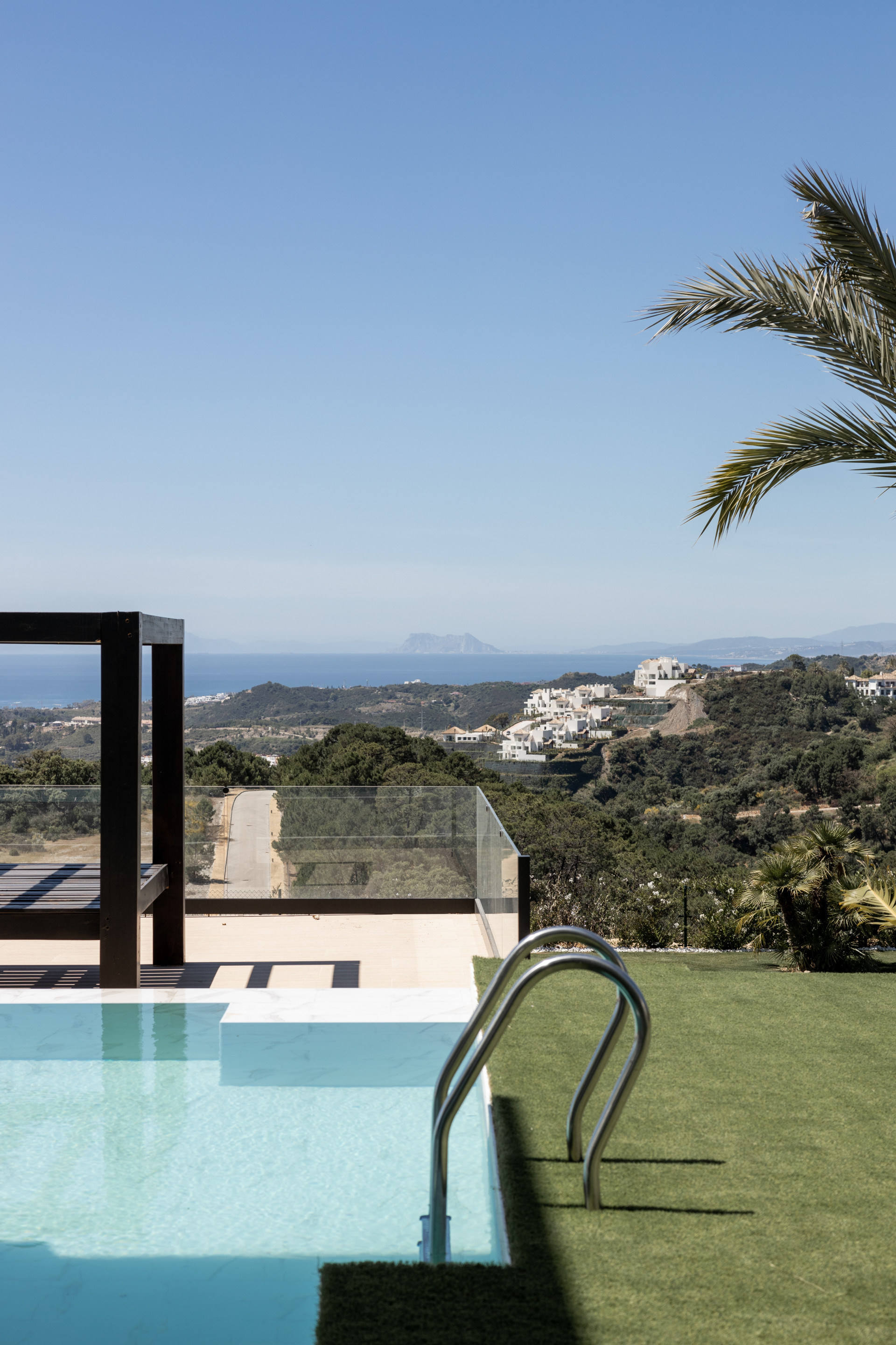 Award winning designer jacuzzi Drop now in Spain - SpainForSale.com