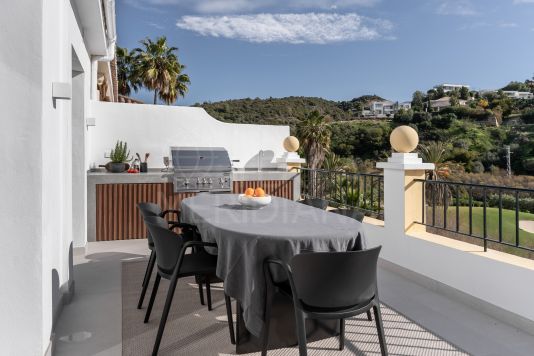 Apartments for sale in Benahavis